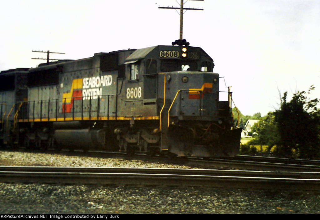 CSX 8608
